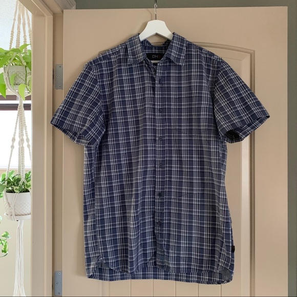 Denver Hayes | Shirts | 22 Like New Dh3 Short Sleeve Button Up | Poshmark